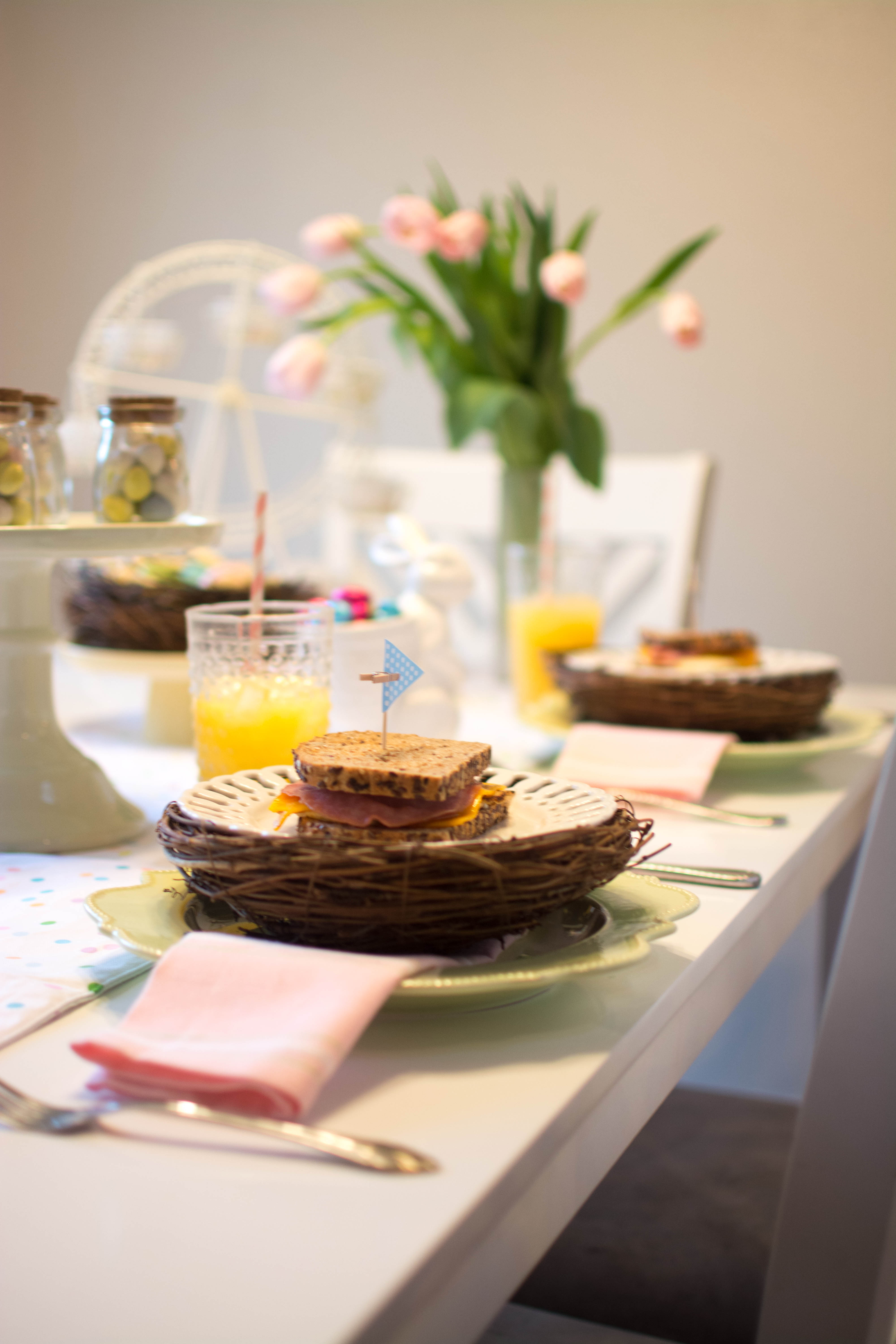 Easter Breakfast and Decorating Station - TWINKLE TWINKLE LITTLE PARTY