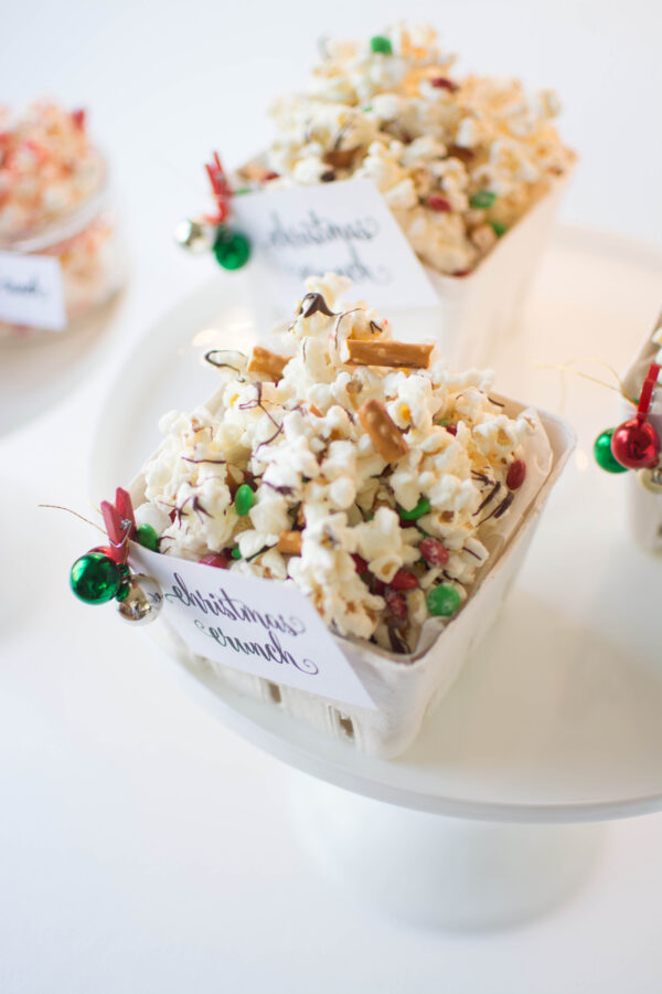 How to set up a Holiday Popcorn Bar This Holiday Season