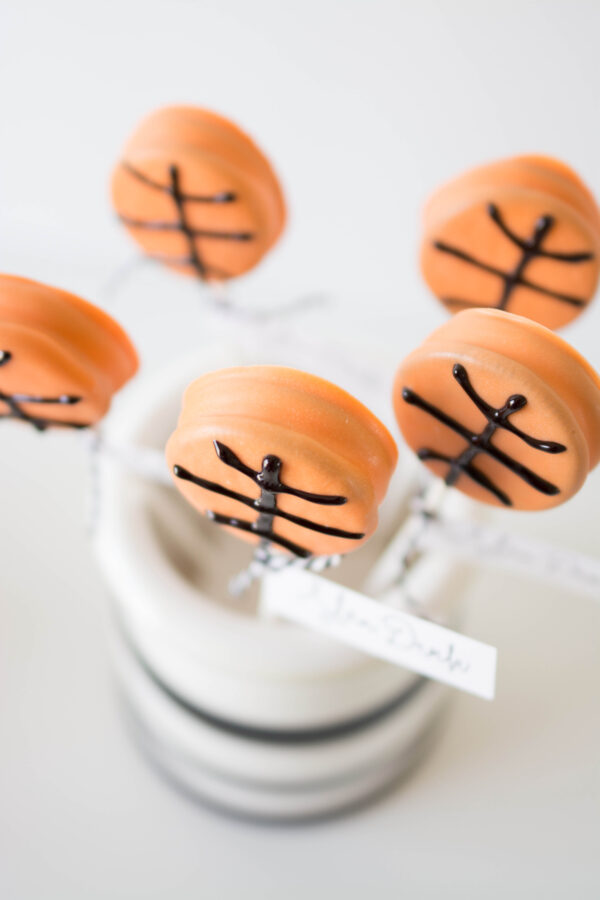 Basketball OREO pops