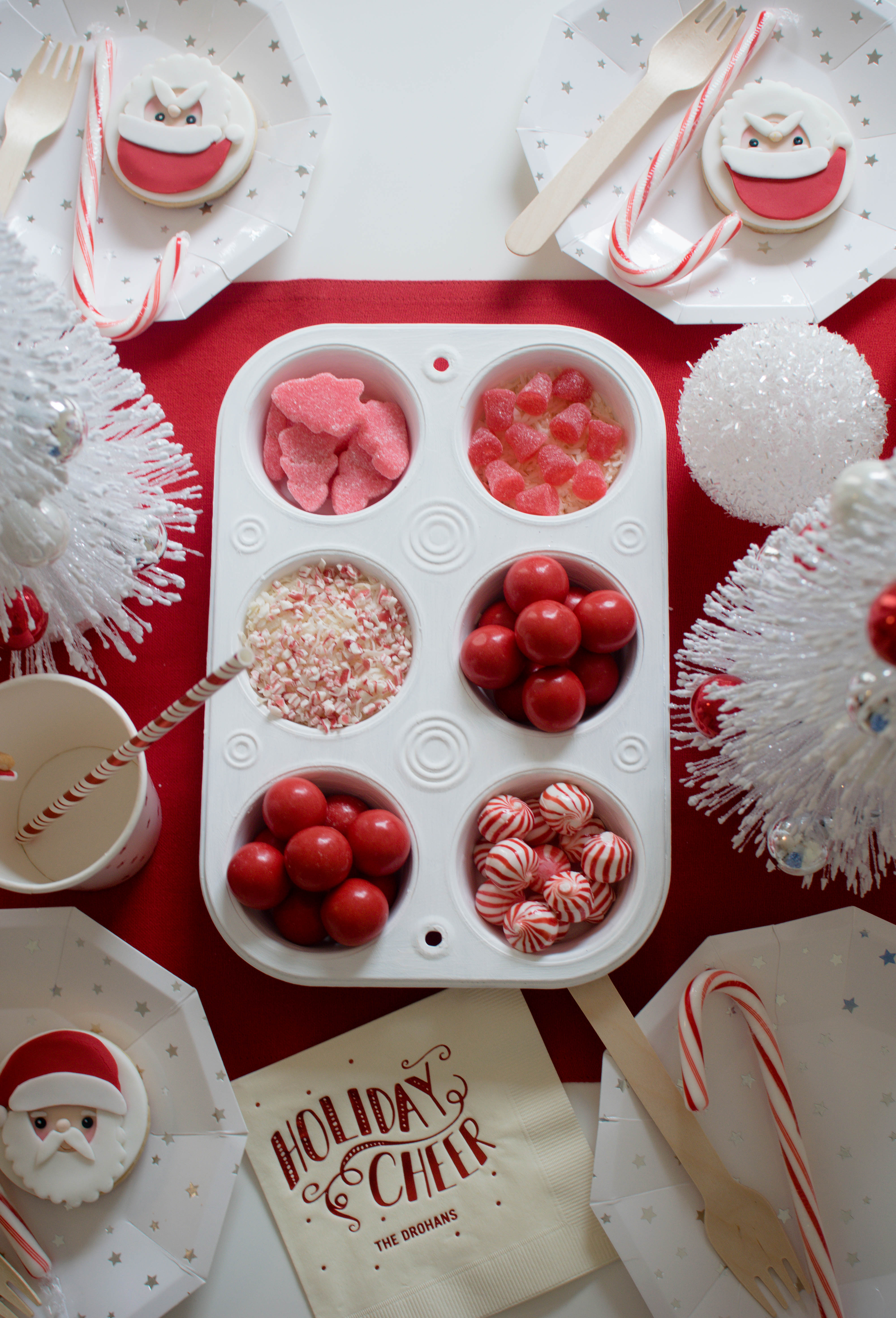 How to host a Holiday Gingerbread Party