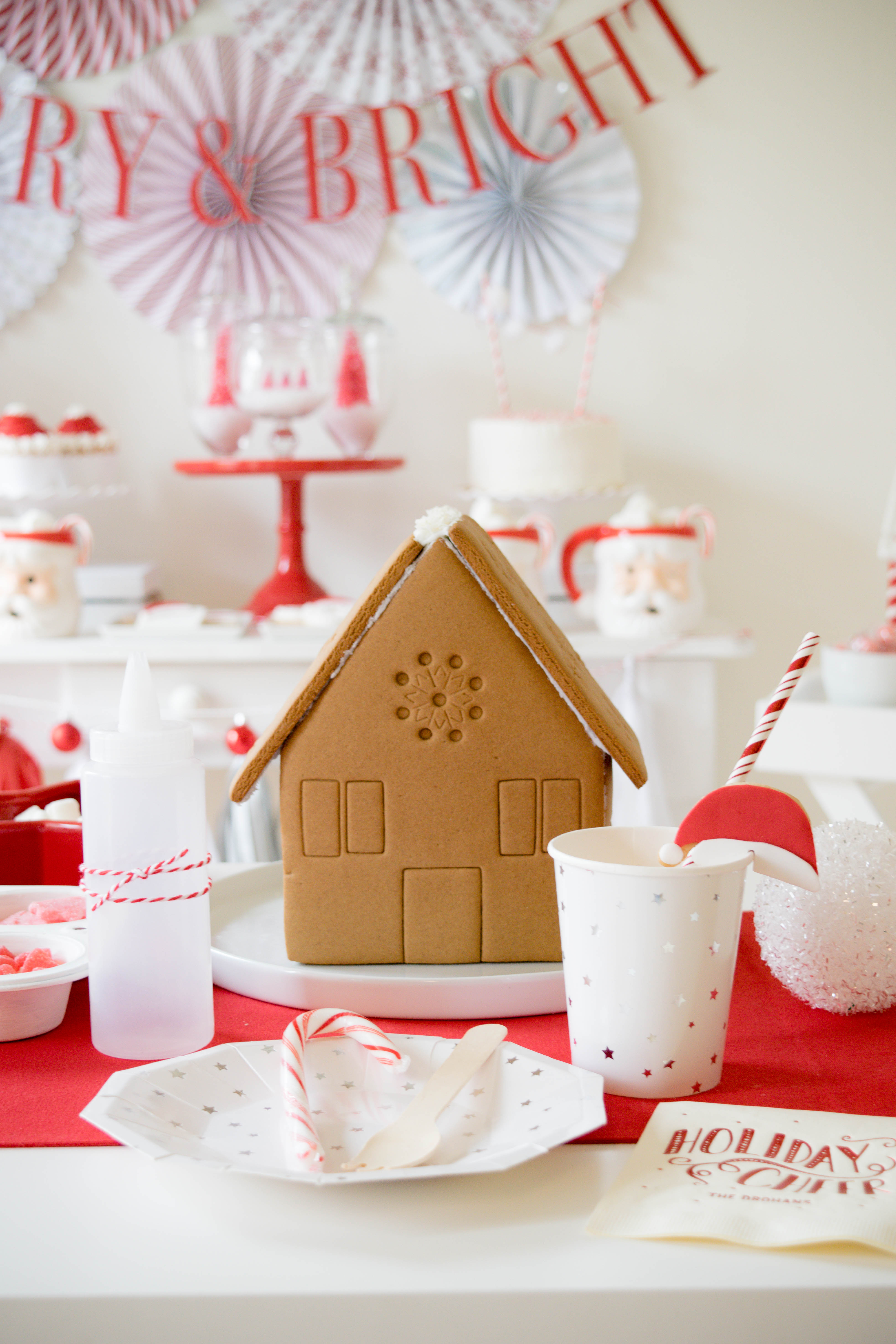 How to host a Holiday Gingerbread Party