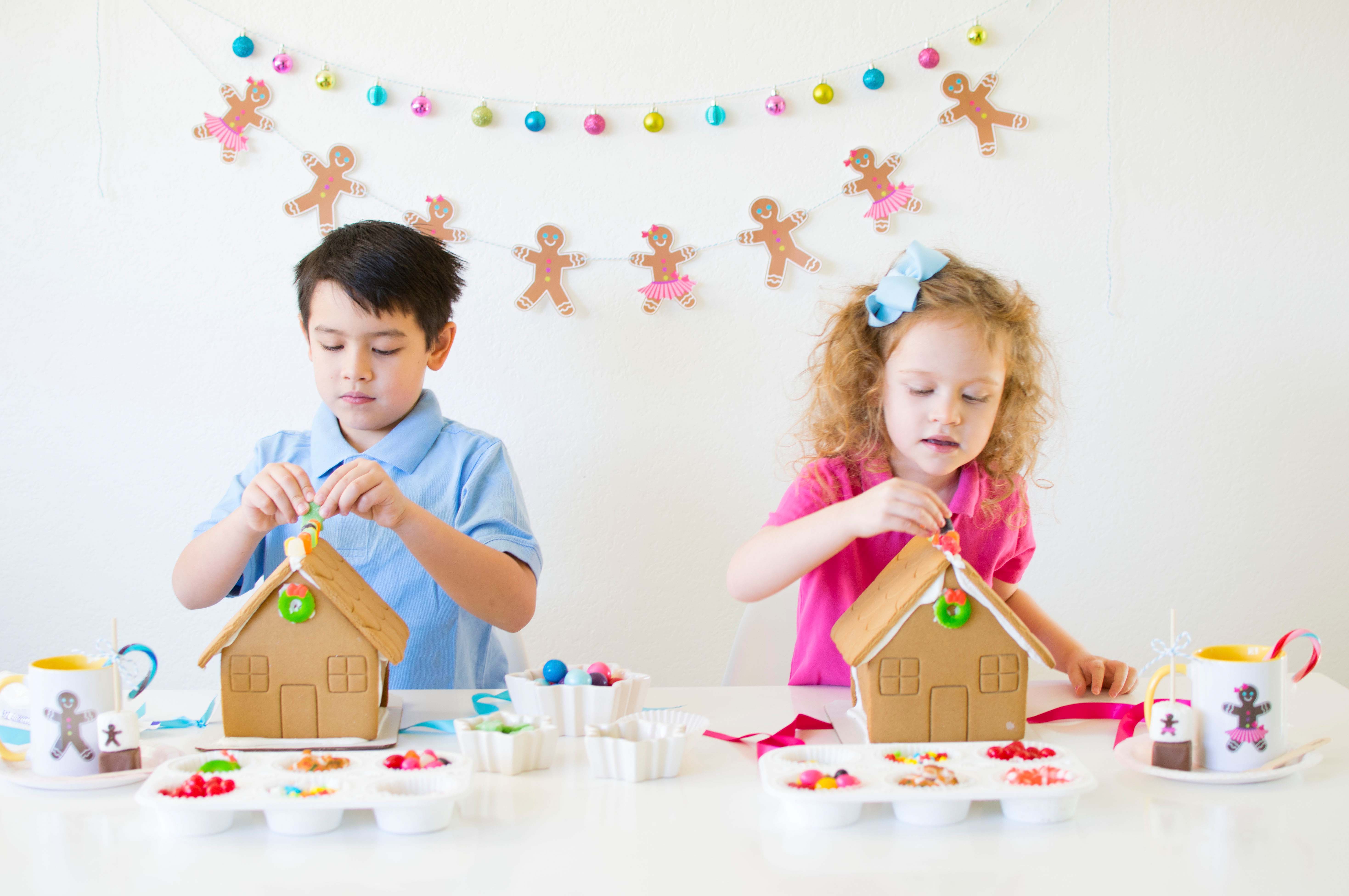 A Gingerbread House Decorating Party - A Holiday Tradition