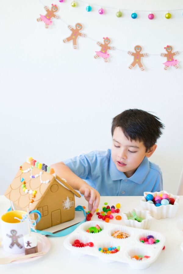 A Gingerbread House Decorating Party - A Holiday Tradition