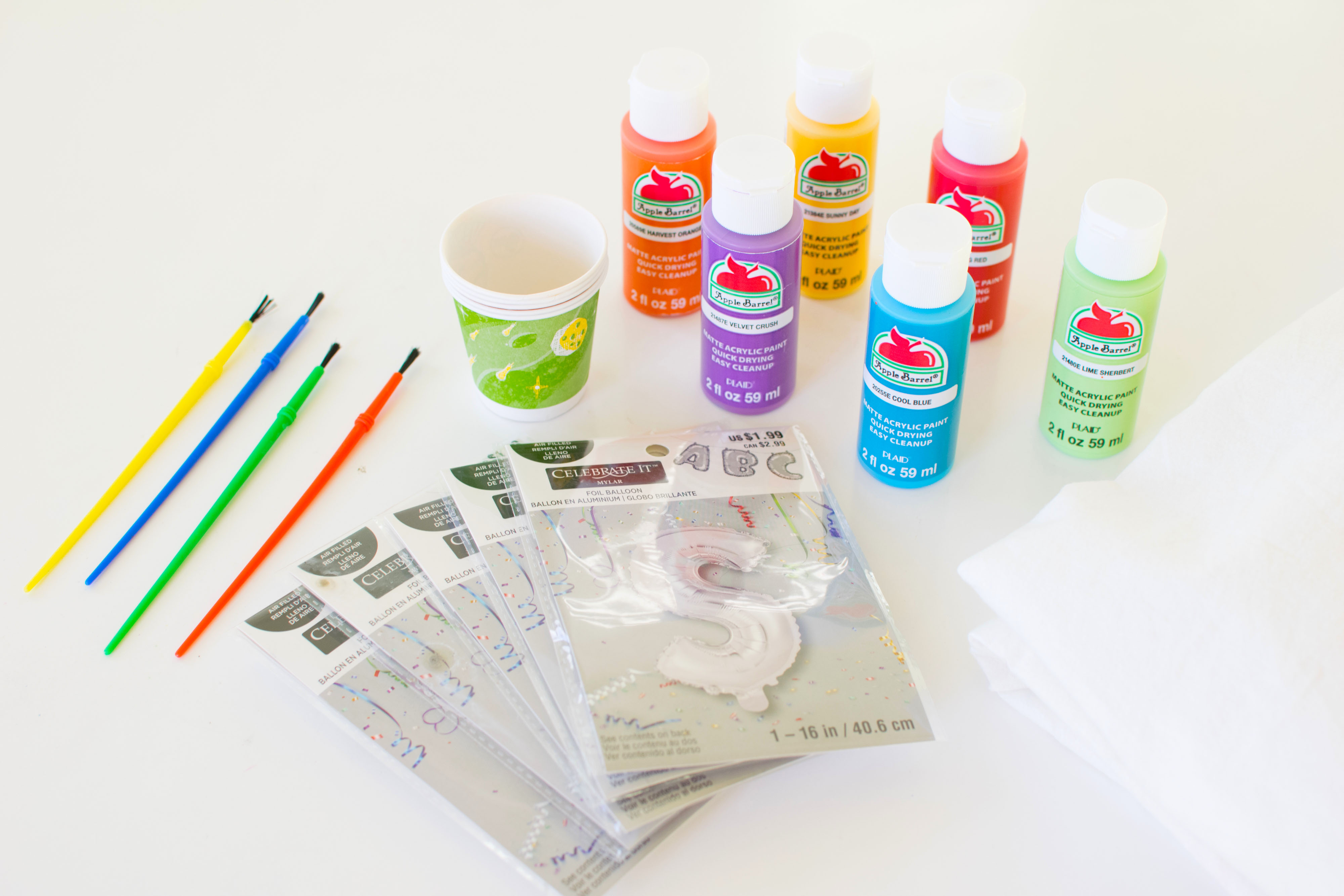 DIY SPLATTER PAINT BALLOONS