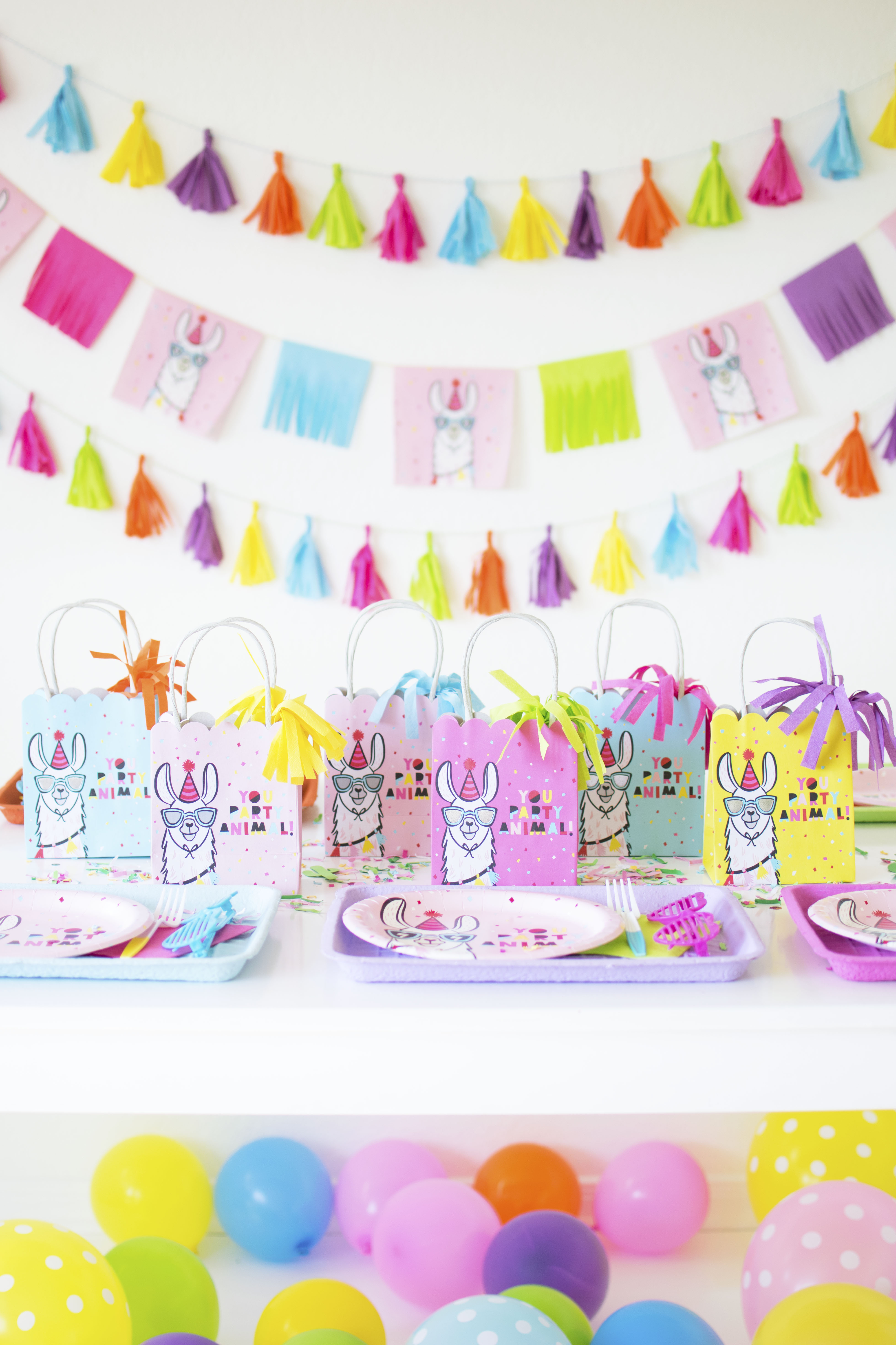 How to throw a Colorful Llama Party for your favorite party animals