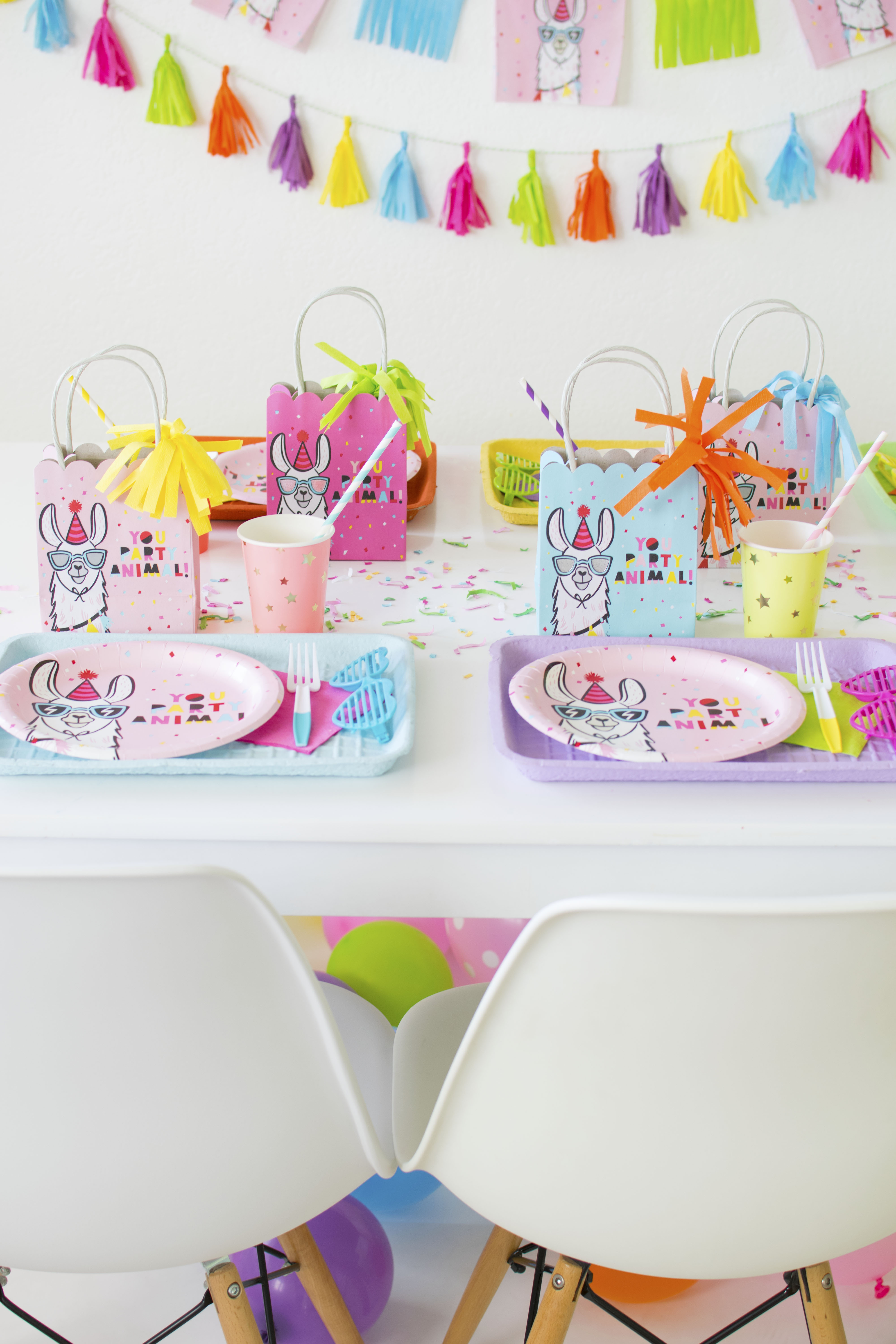How to throw a Colorful Llama Party for your favorite party animals