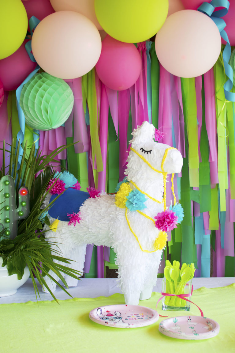 {Submission} A Festive Llama Birthday Party Taco Bar