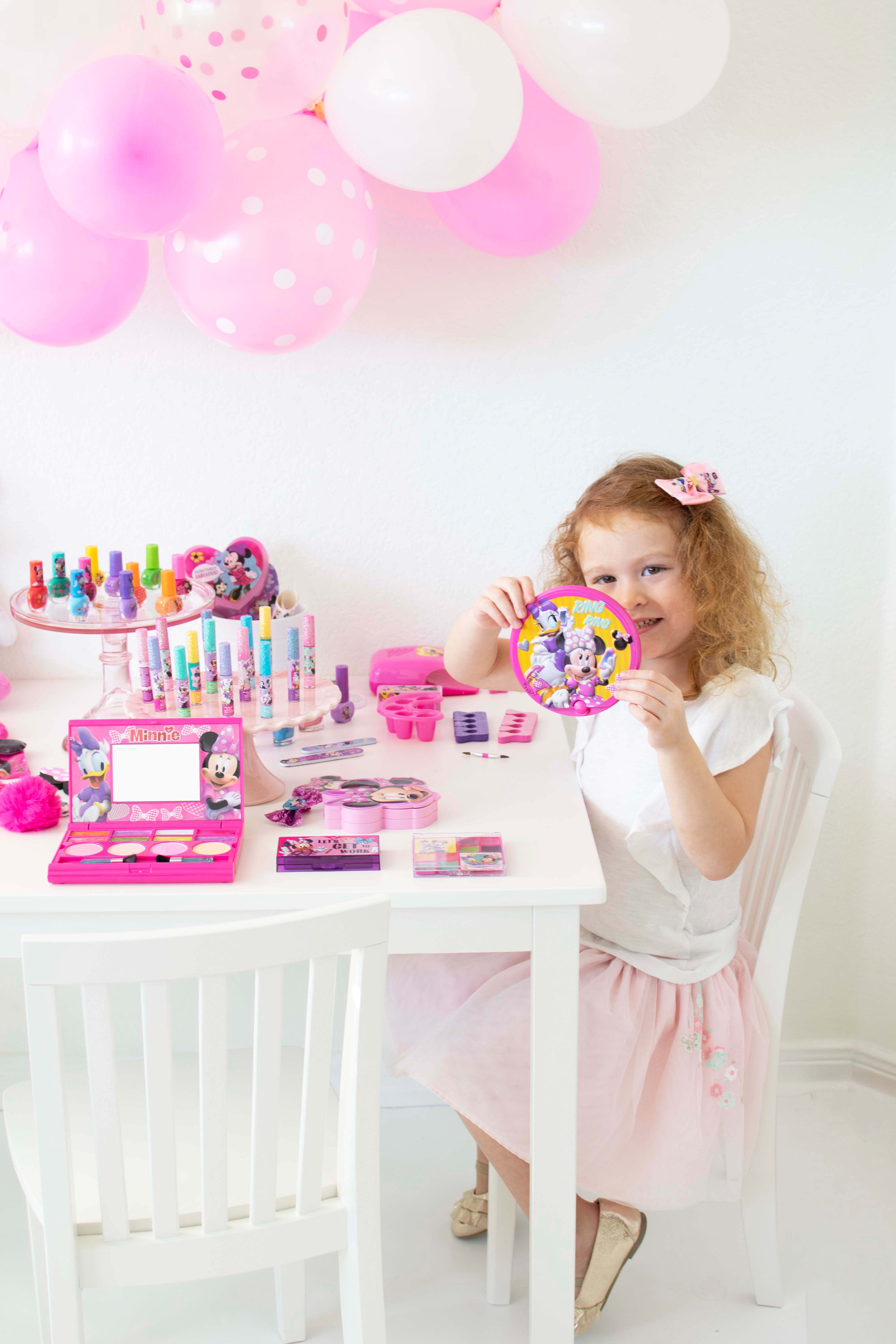Host a Minnie Mouse Spa Playdate