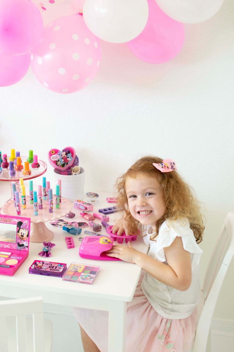 Host a Minnie Mouse Spa Playdate