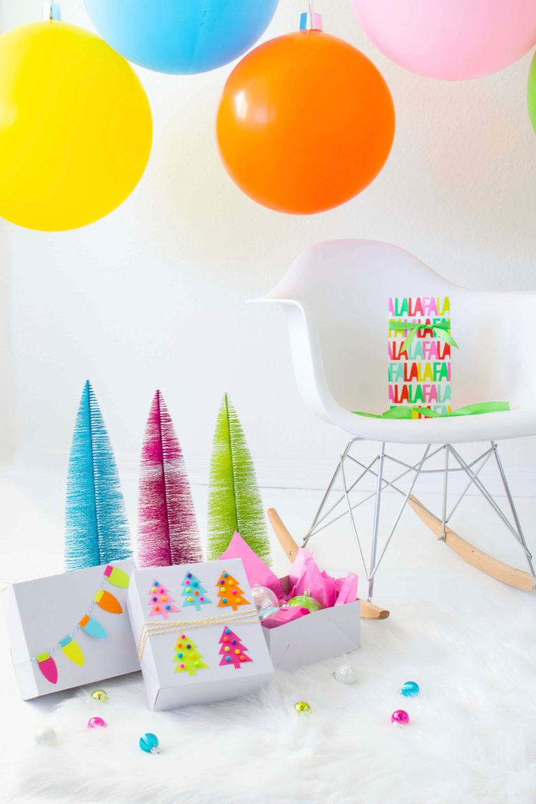 Creative ways to decorate gift boxes for Christmas