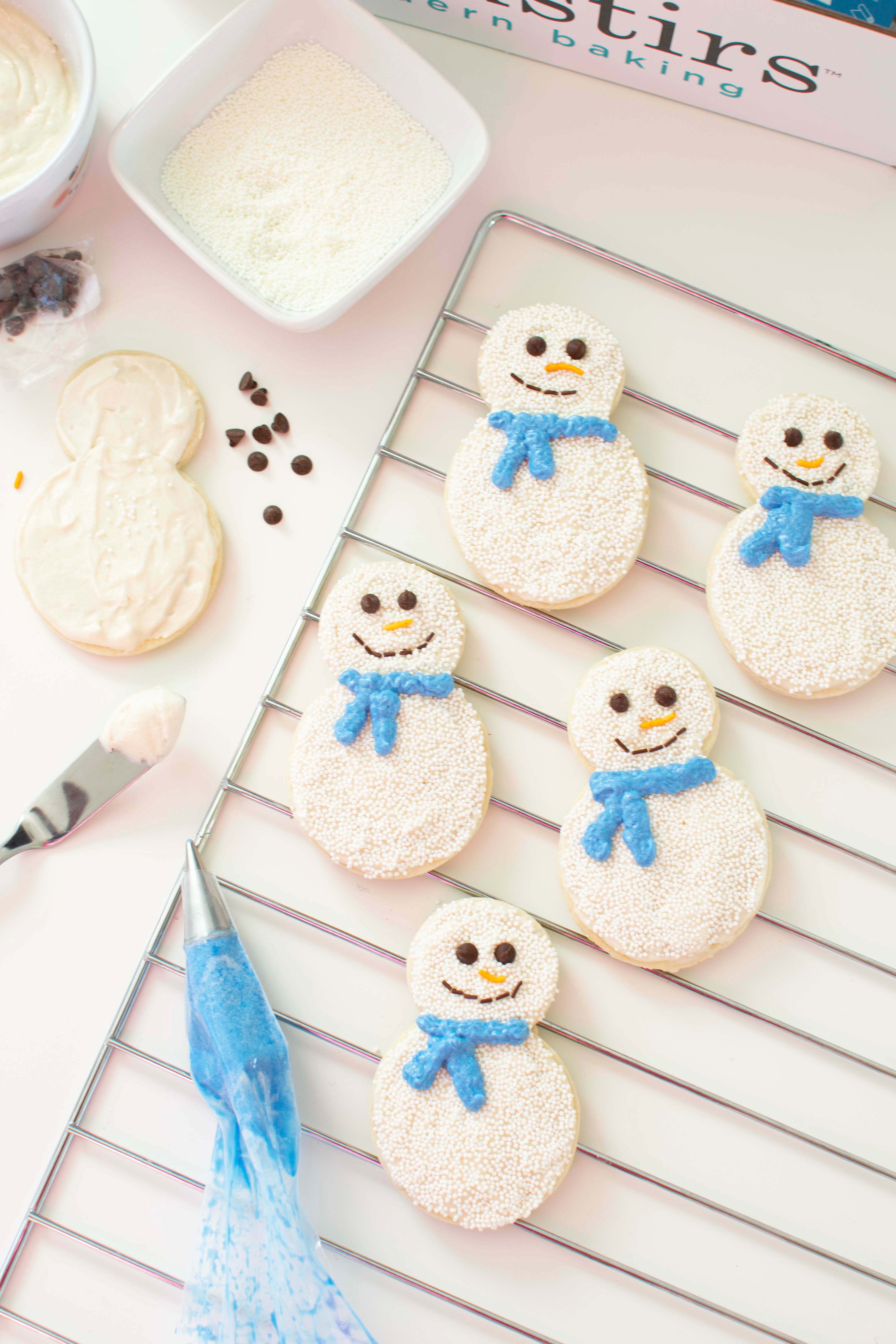 Bake and Decorate you own Snowman Cookies with Food Stirs