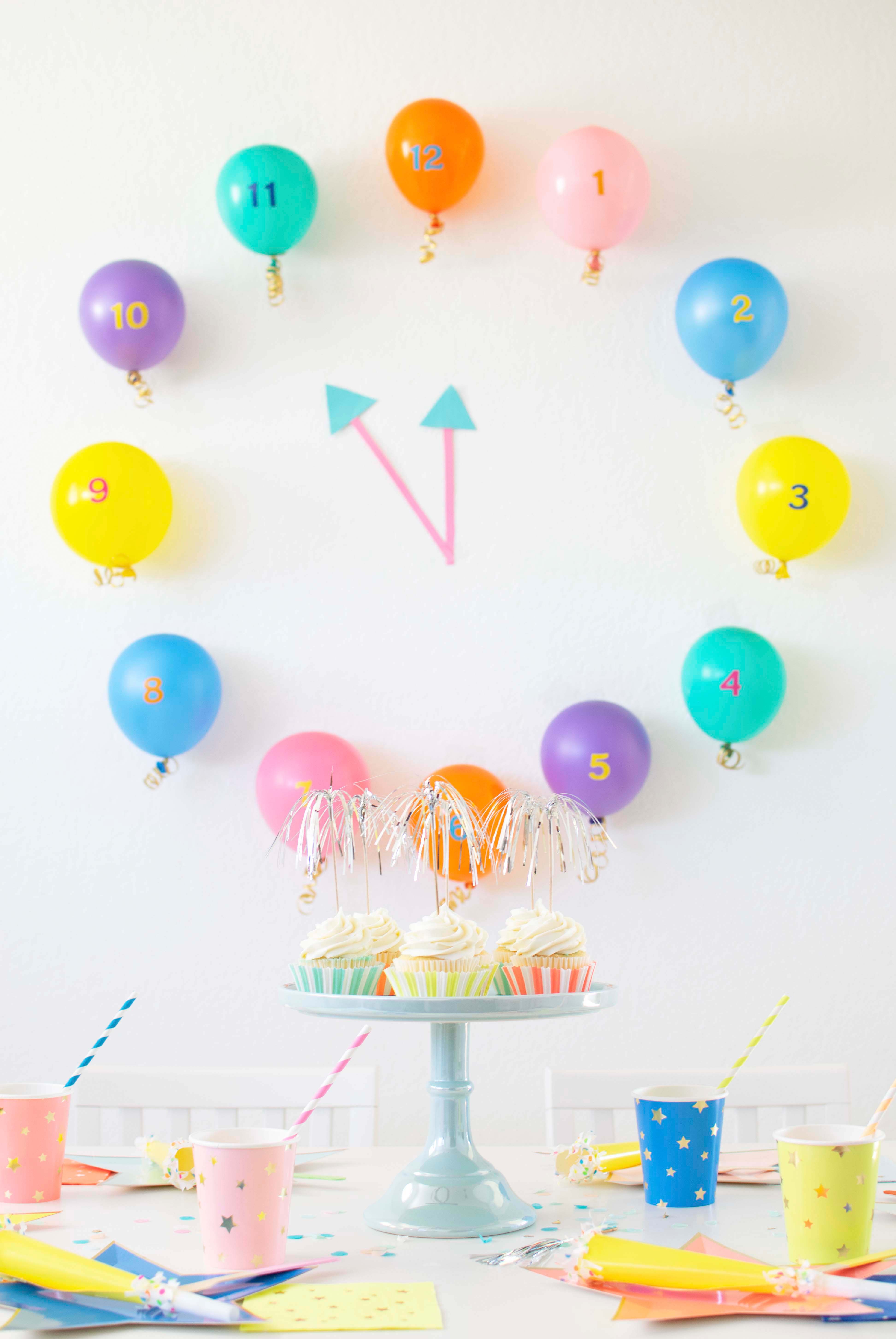 DIY New Year's Eve Countdown Balloon Clock by Twinkle Twinkle Little Party