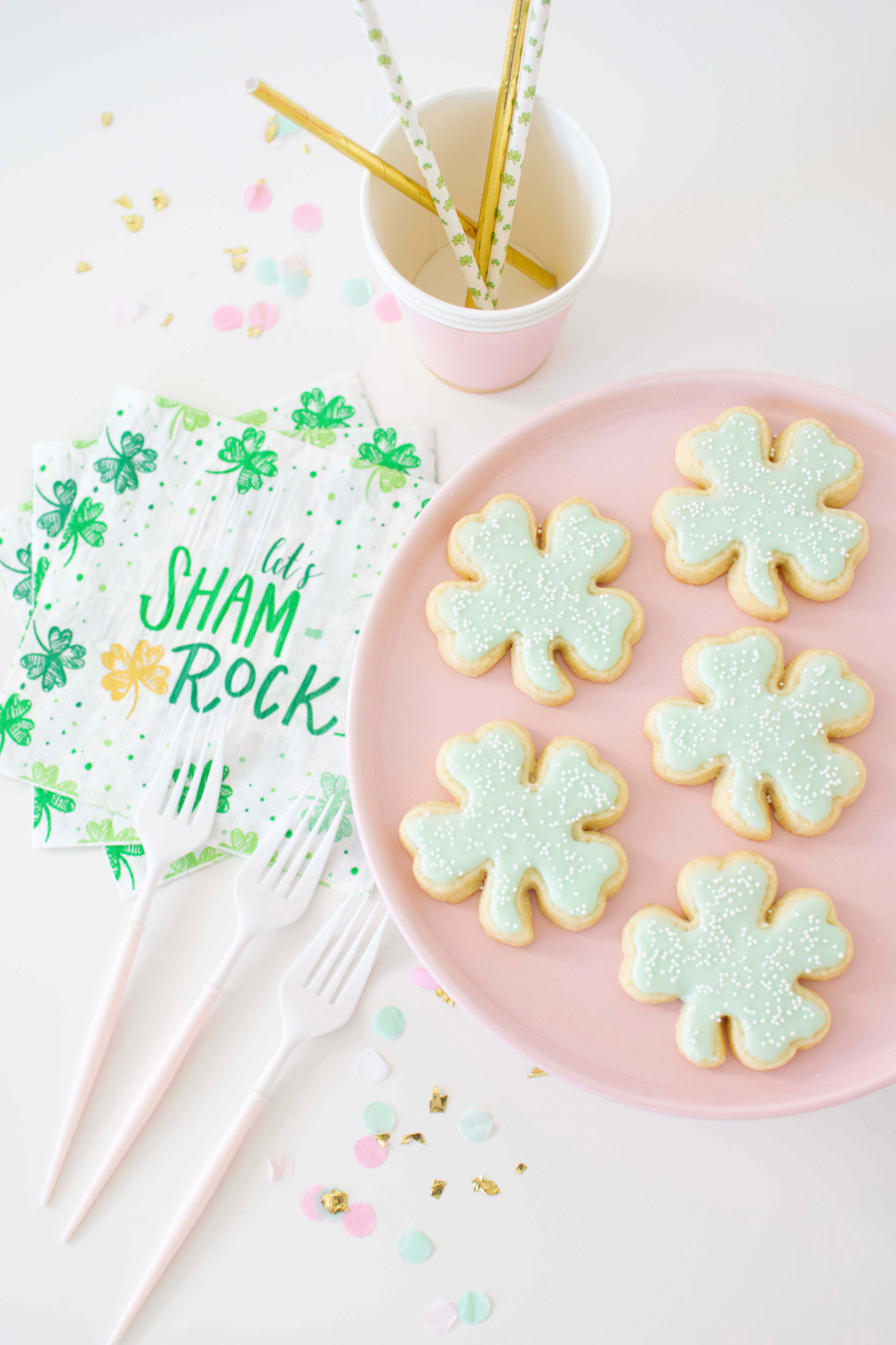 Saint Patrick's Day Shamrock Sugar Cookies using Food Stirs Sugar ...