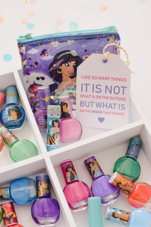 Aladdin Gift Ideas + free printable tags to celebrate the premiere of ...