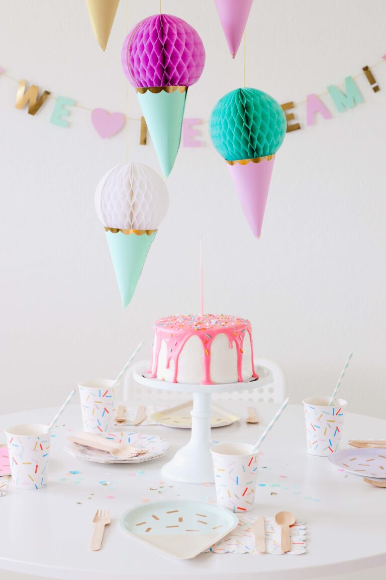 Host an effortless ice cream party for the kids to celebrate end of summer
