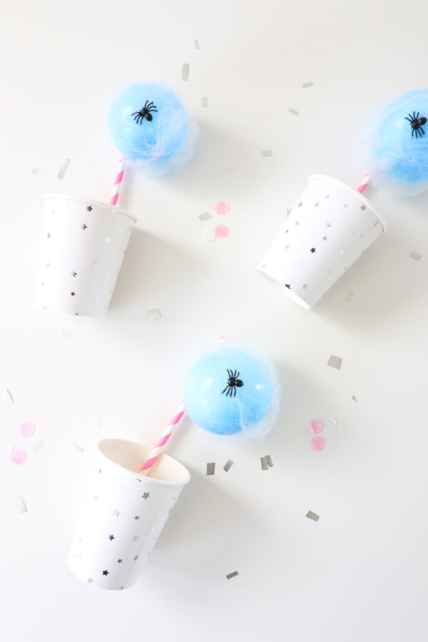 DIY Spooky Halloween Straws that's perfect for your Halloween parties