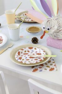 How to set up a Festive Kids Thanksgiving Table with Vanilla Gift Card