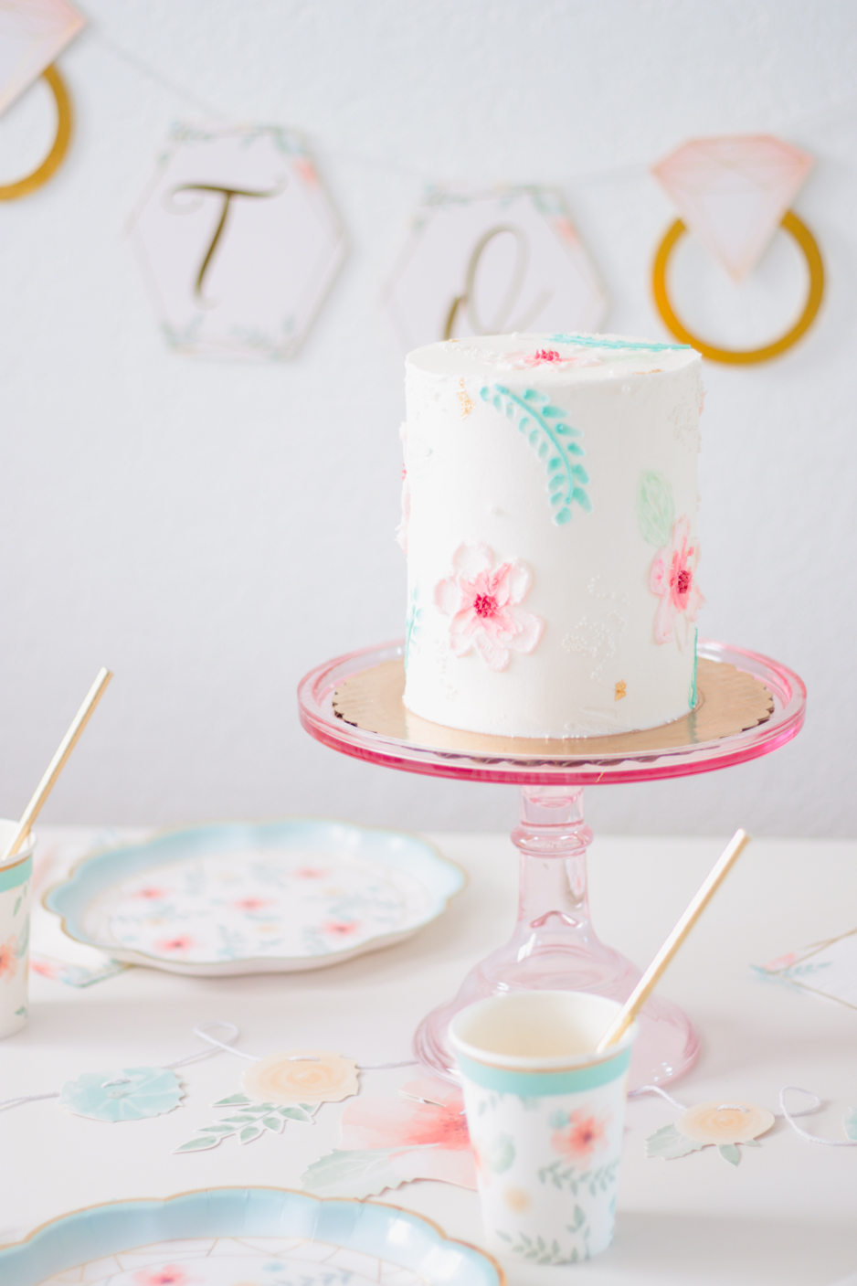 A Casual Spring Bridal Shower that's the perfect inspiration for a ...