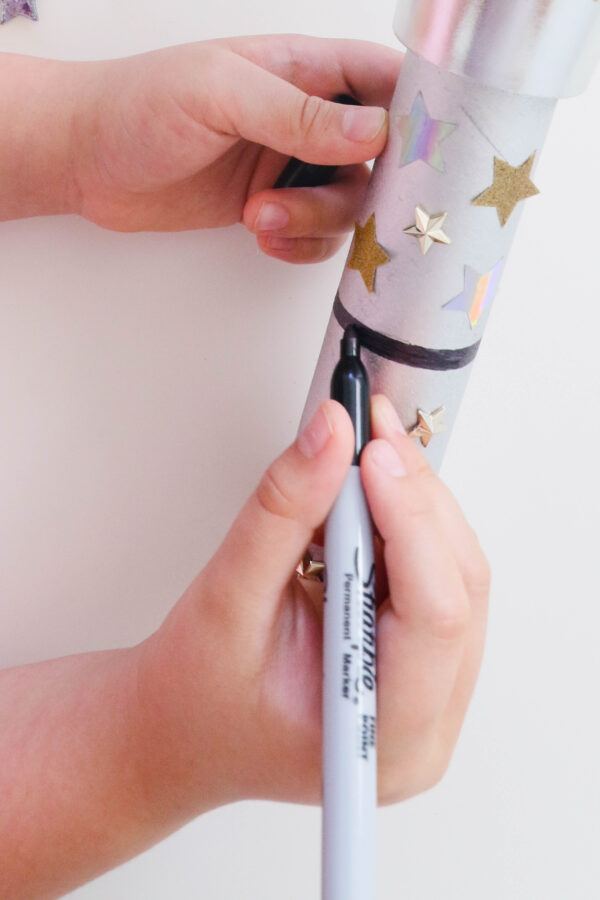 Kids Craft Idea: DIY Telescope inspired by Mo Willems book