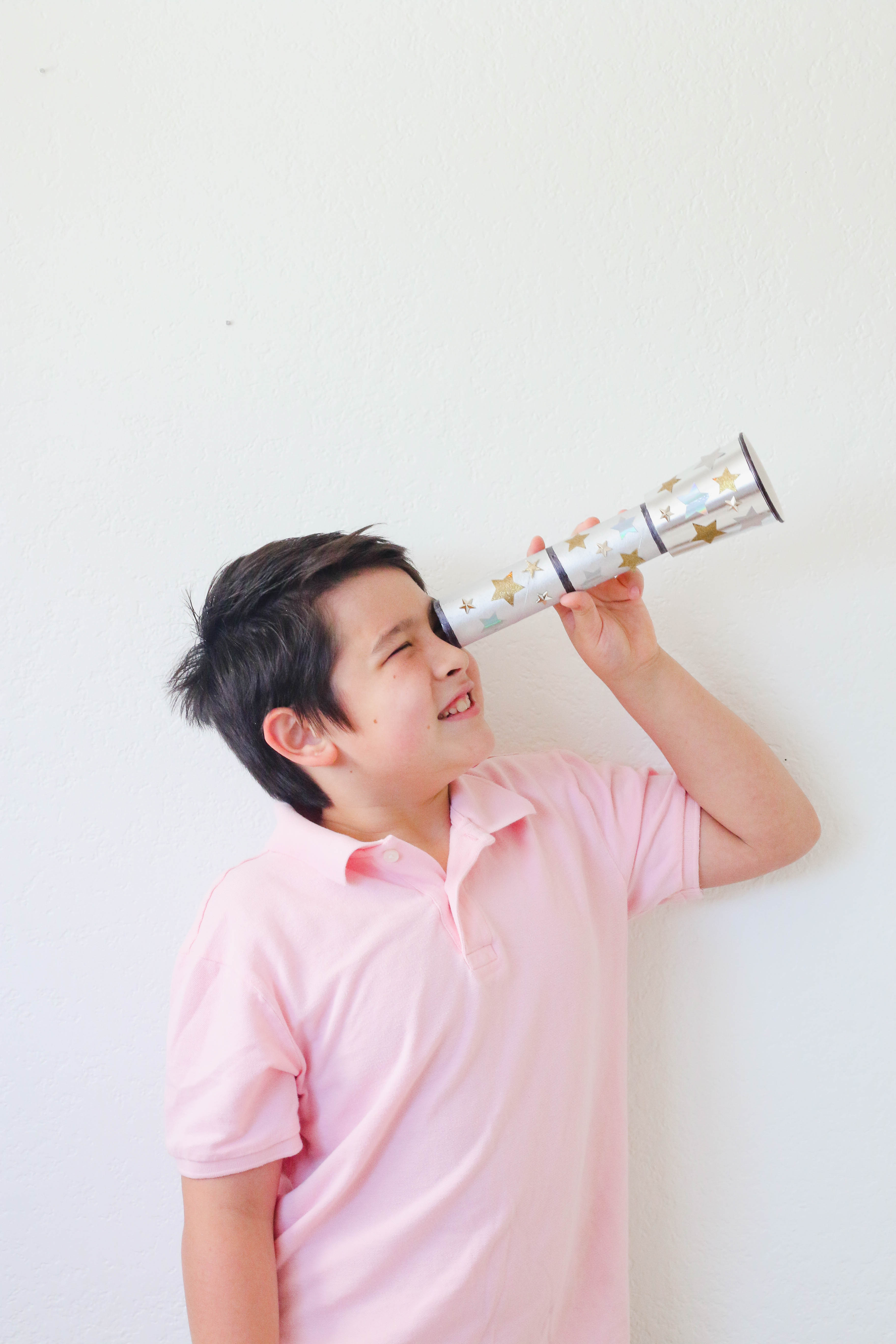 Kids Craft Idea: DIY Telescope inspired by Mo Willems book