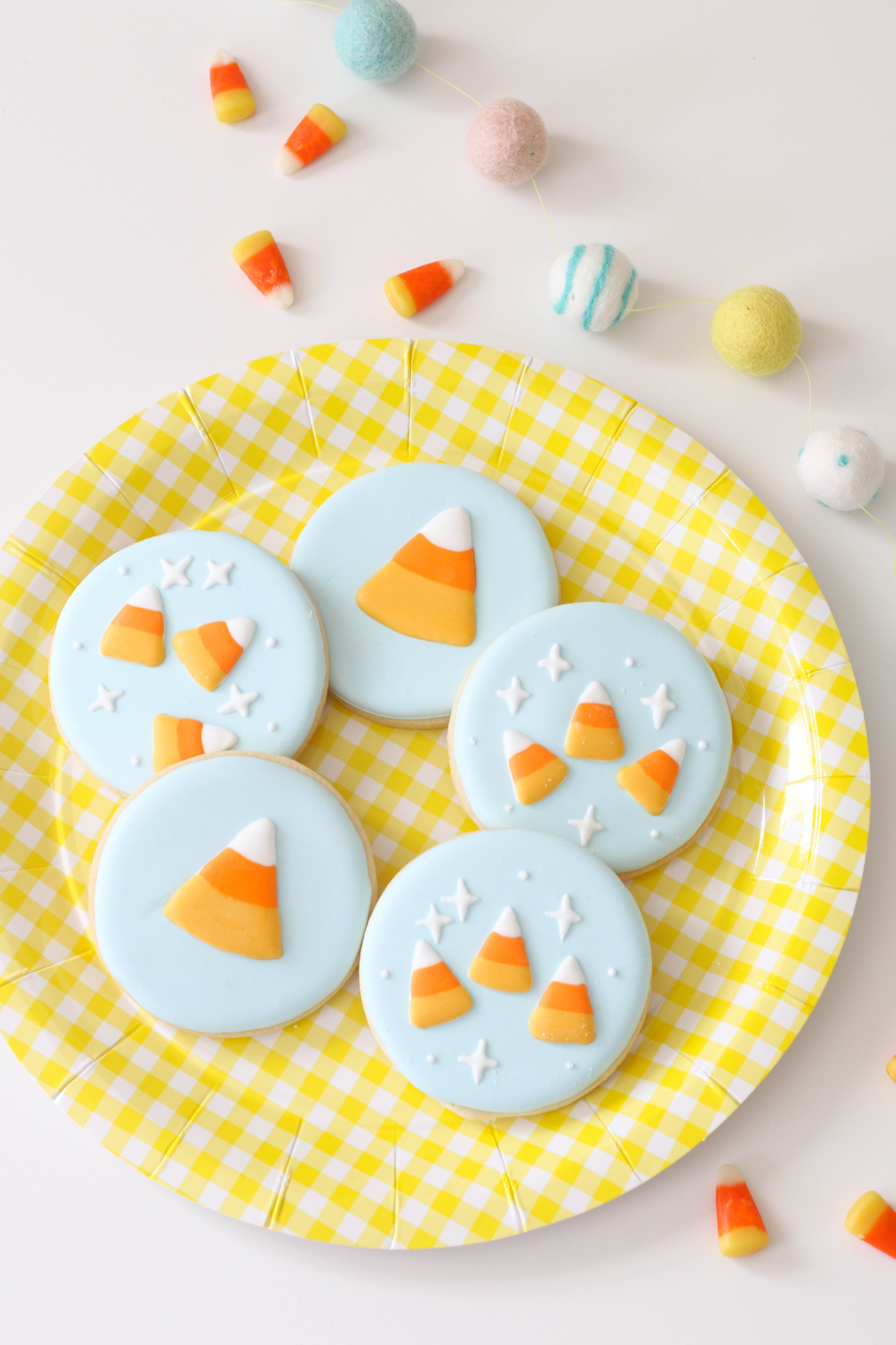 A Pastel Candy Corn Party for the kids that's perfect for Fall